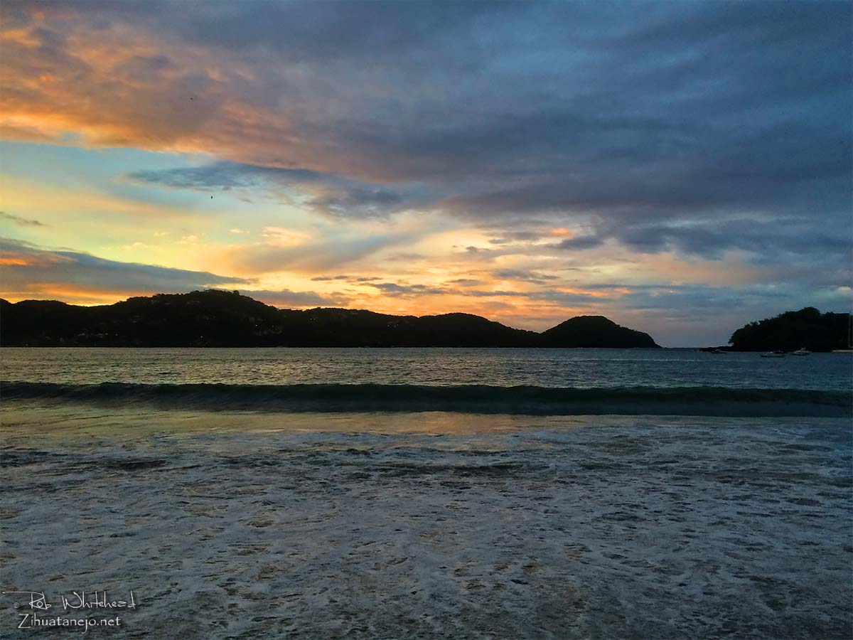 Zihuatanejo-Ixtapa Message Board - Z Hurricane at Dawn